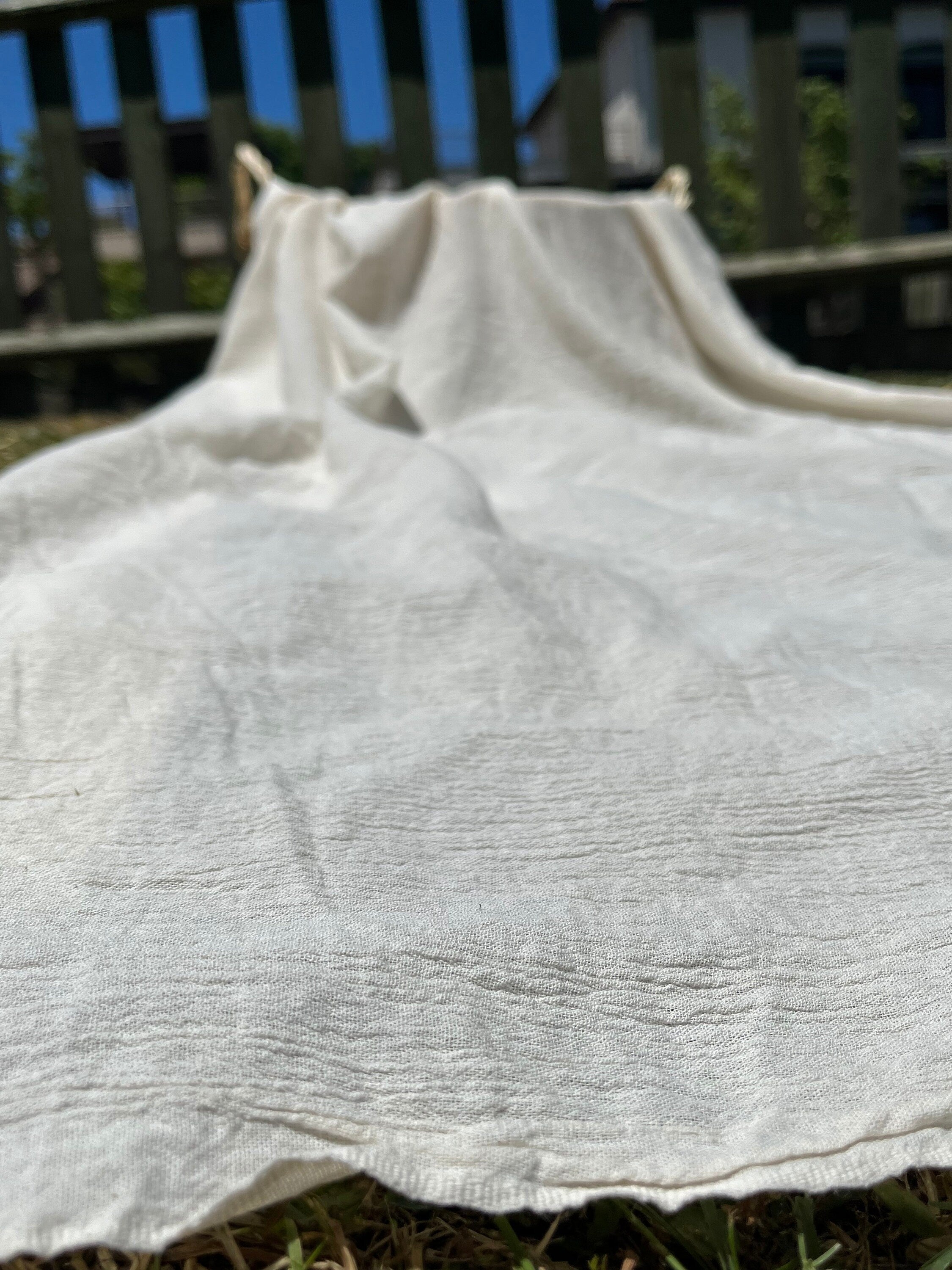 Unbleached Neutral Ivory Colour Crinkle Gauze Fabric, Sile Cloth. Sile ...